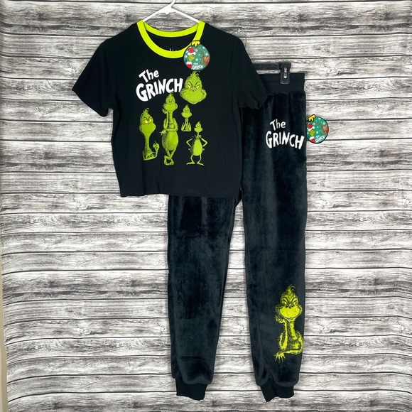 The Grinch | Pants & Jumpsuits | Nwt The Grinch Top Bottom Outfit ...